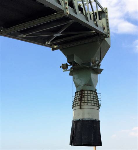 Ship And Barge Bulk Loading Conveyor System For Sulfur Bauxite Coal Iron Ore Stone Lime