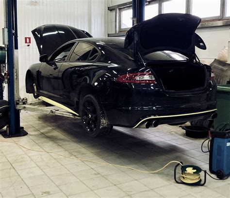 Ремонт и окрас заднего бампера на Jaguar в Москве | Стоимость ремонта ...