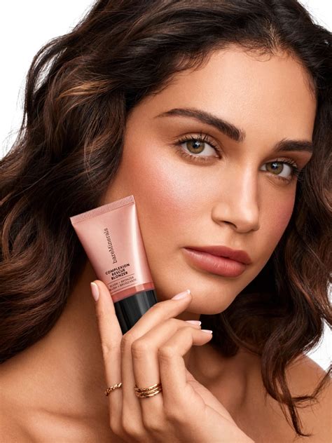 Influencer App To Work With Brands On Shopify Shopify Collabs