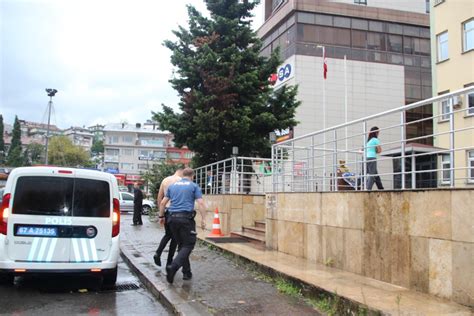 Kar S N Sevgilisiyle Yakalayan Koca Cinnet Getirdi A Haber En Son Haberler