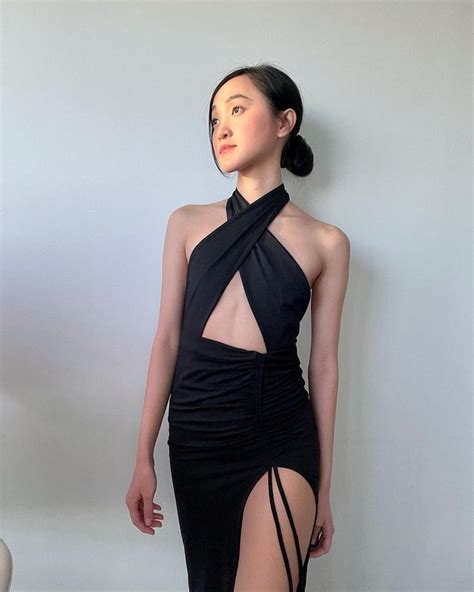 Clara Dao Clara Dao • Instagram Photos And Videos Fashion