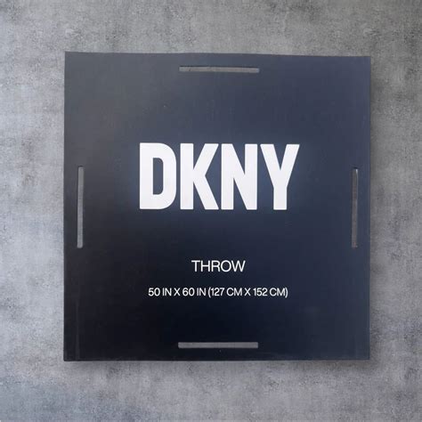 Paper Black Printed Garment Sticker Packaging Type Bag At Best Price