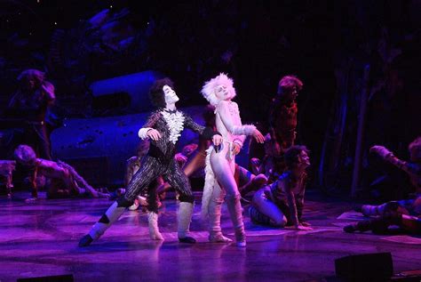 Pin By Abigail Shira On Jellicle Jellicle Cats Cats Musical Cats Meow