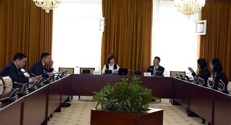 Багшийн хөгжлийн тухай хуулийн төслийг хэлэлцэхийг дэмжлээ