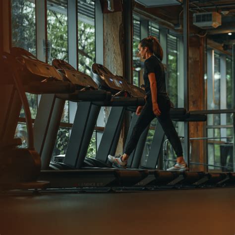 Walking Outside Vs Treadmill Which Is Best For You