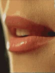 Sexy Lip Licking S Tenor