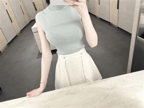 보석 큐빅 단추 랩 플레어 미니스커트 2color 에이블리