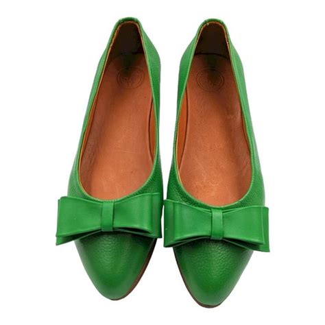 Two Pretty Shoes Two Pretty Green Leather Ballet Flats Pointed Toe