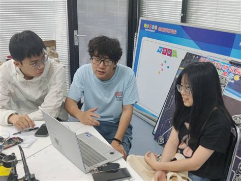 创新精英研究院ic设计and智能控制实验室fpga考核顺利召开 仪器与电子学院