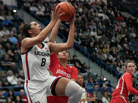 Jana El Alfy Makes Long Awaited Debut For Uconn Womens Basketball