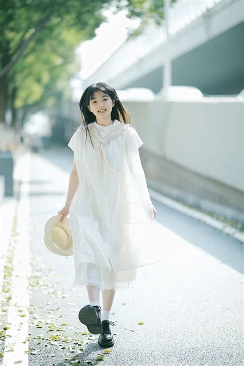 告诉我答案是什么青春校园感日系通透写真 小红书 花瓣网