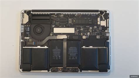 Apple Macbook Pro Battery Replacement At Home Geekscallout Co Uk