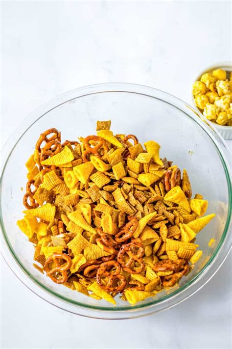 Fall Snack Mix Julies Eats And Treats