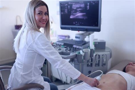 El Síndrome Del Ovario Poliquístico Causas Síntomas Y Tratamiento
