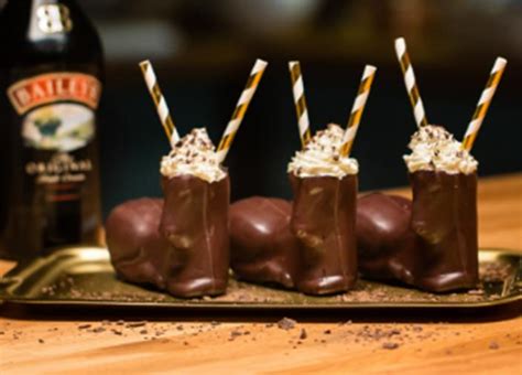 Seis bebidas de Baileys para servir en Navidad
