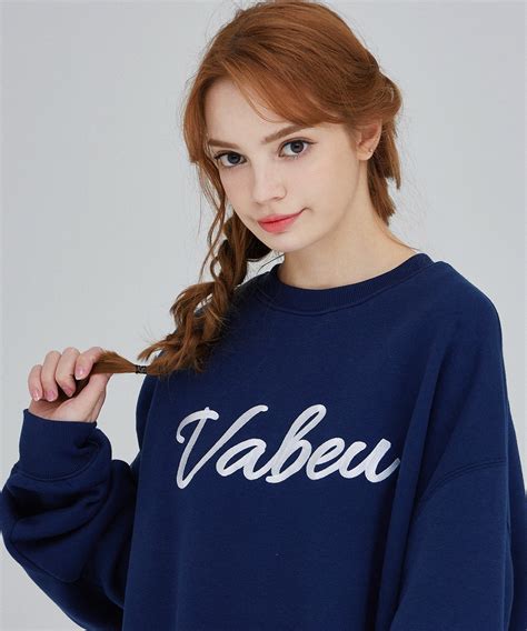 바베우 필기체 레터링 루즈핏 기모 맨투맨 네이비