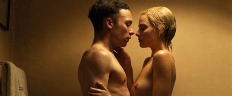 Margot Robbie Nude Screens From Dreamland 8 Photos The Fappening