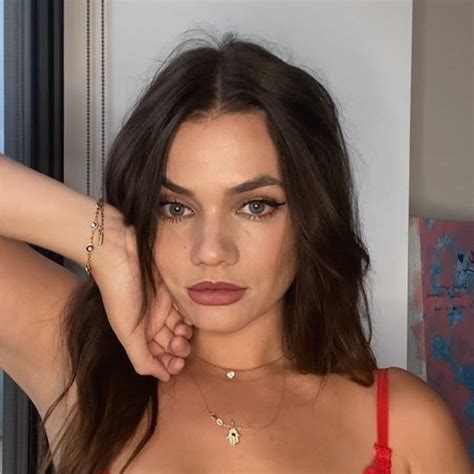 Jasmine Absolom Jasmine Absolom On Threads