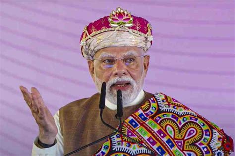 Pm Modi Bihar Women Freebies Pm Modi To Transfer Rs 10000 Each For