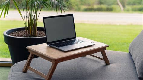 Does Windows 11 Pro Come With Microsoft Office