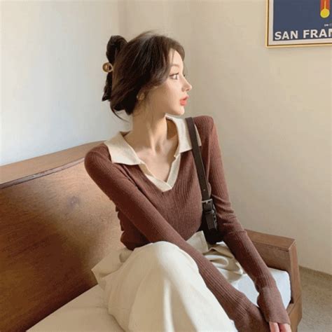 유미스토리 당일배송 [무배] 데일리 카라 브이넥 배색 골지 소프트 긴팔 슬림핏 니트 티셔츠 2c 비비드니트 니트조끼 크롭니트 니트집업 반팔니트 오프숄더니트 브이넥니트