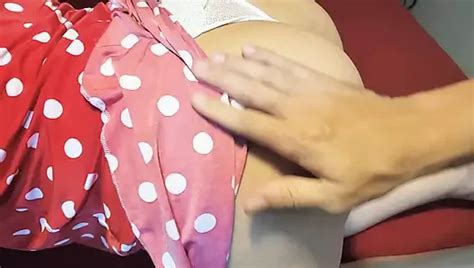 老公在老婆面前第一次吮吸他的大黑屌 Xhamster