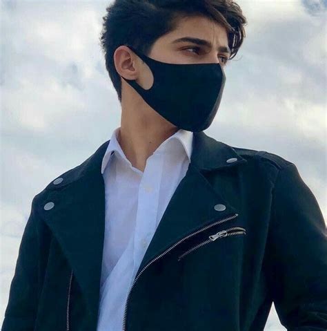 يوميات طالب