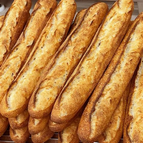 로컬 식품으로 27억 매출 기록한 바게트 맛집