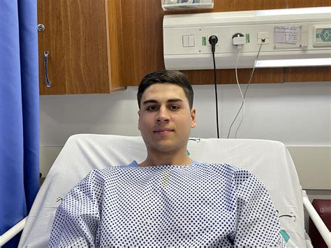 دکتر سجادی روند درمان ملی پوش نوجوان هندبال را تشریح کرد پایگاه اطلاع