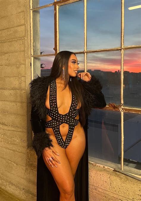 Kassandra Lee Free Pics Galleries And More At Babepedia