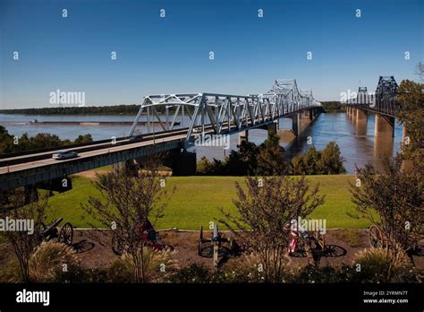 Usa Mississippi Vicksburg I 20 Highway And Us 80 Bridges Across The
