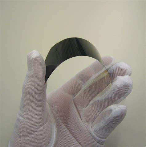 Esa 30 Efficient Multi Junction Solar Cell