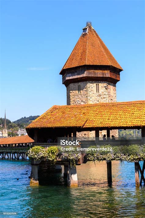 Wasserturm 루 체 른 스위스의 독일어로 말하는 부분에 있는 도시 강에 대한 스톡 사진 및 기타 이미지 Istock