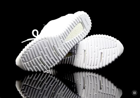 White adidas Yeezy 350 Boost - Sneaker Bar Detroit