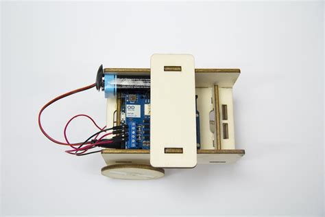 MKR1000 Robot Controlled Via WiFi Using Arduino Duino
