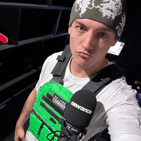 Frosti 8 Bars Lyrics Genius Lyrics