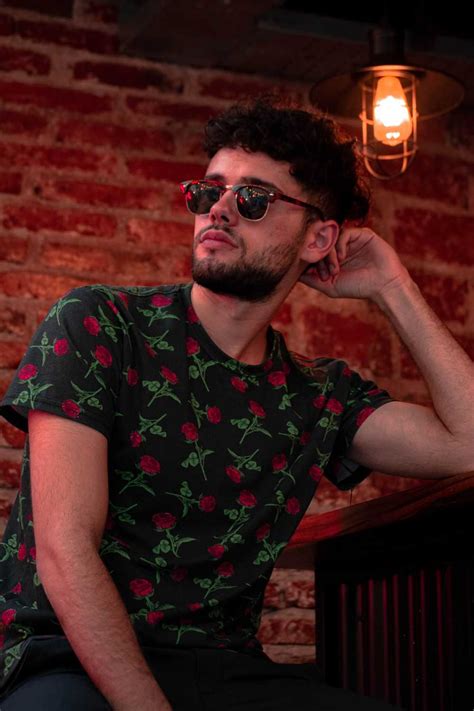 Igna Luna Featured Under Artist Xmas Issue