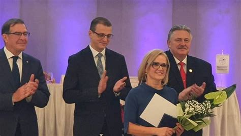 SzÍvbŐl GratulÁlunk Pataki Zsuzsi Szakoktatónak 👏 Hírek Miskolci