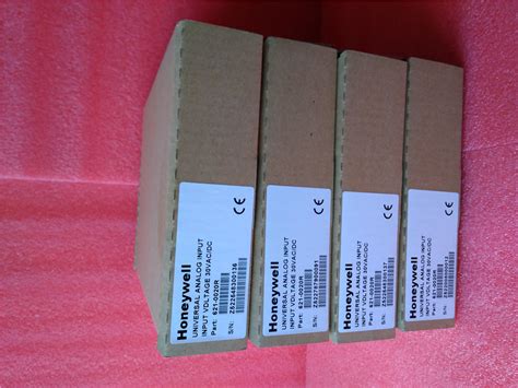 Honeywell CC TAOX Analog Output Module CC TAOX