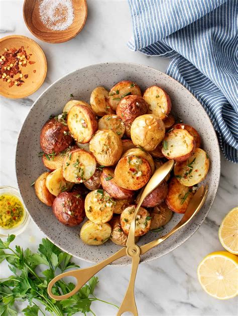 Oven Roasted Potatoes Crispy Oven Roasted Potatoes