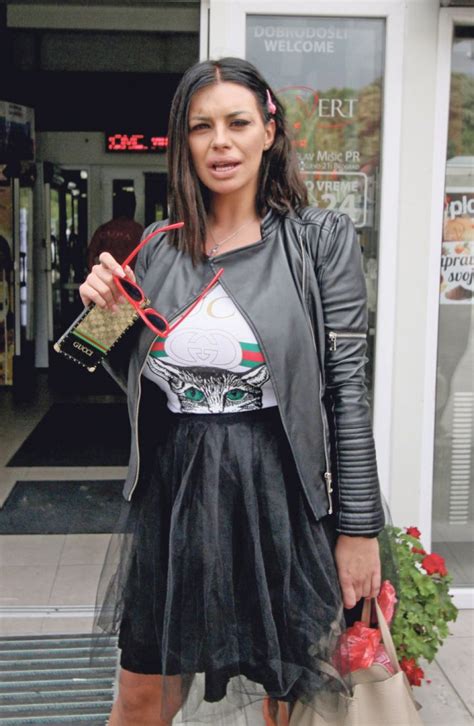 Zerina Udarila Na Jovanu Jeremić Bivša Zadrugarka Najavila TuŽbu Evo O čemu Se Radi Video