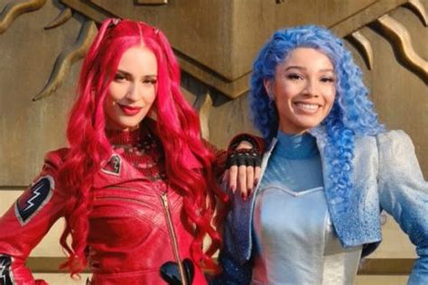 Découvrez Les Personnages De Descendants Lascension De Red Disneyphile