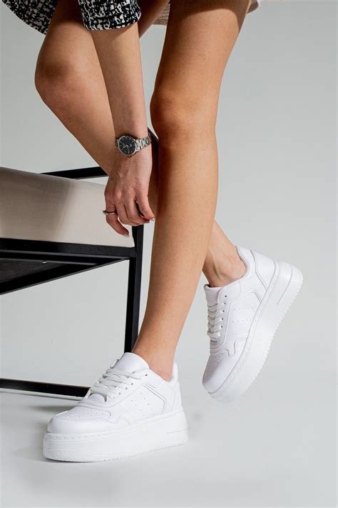 İnan Ayakkabı Kadın Beyaz Sneakers Günlük Ayakkabı 5 Cm Taban Fiyatı Yorumları