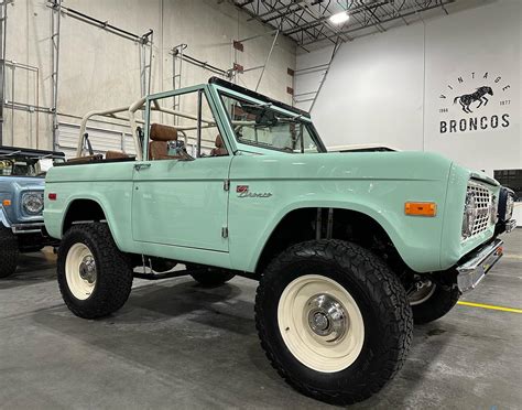 Vintagebroncos 💚 Hey Gorgeous 😍 Light Jade Bronco
