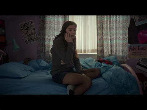 Hayden Szeto Hailee Steinfeld In Seventeen