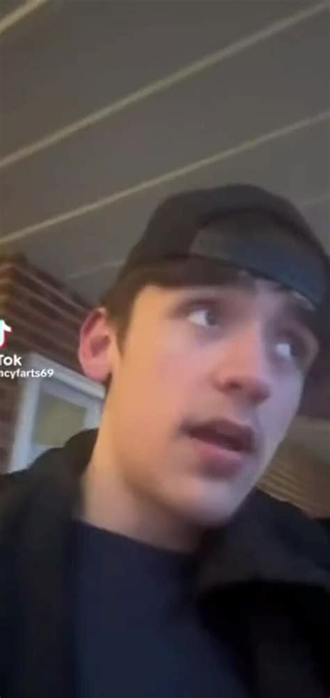 Farts Guy Compilation Em Inglês