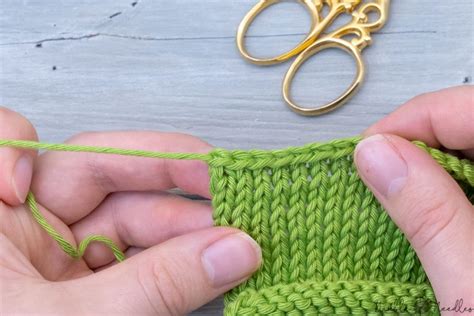 How To Bind Off Knitting For Beginners High Res Pics Slo Mo Video