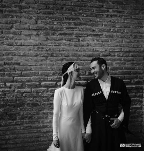 როგორ მიულოცა ანდრია გველესიანმა მეუღლეს ქორწინების ხუთი წლისთავი ემოციური მიმართვა