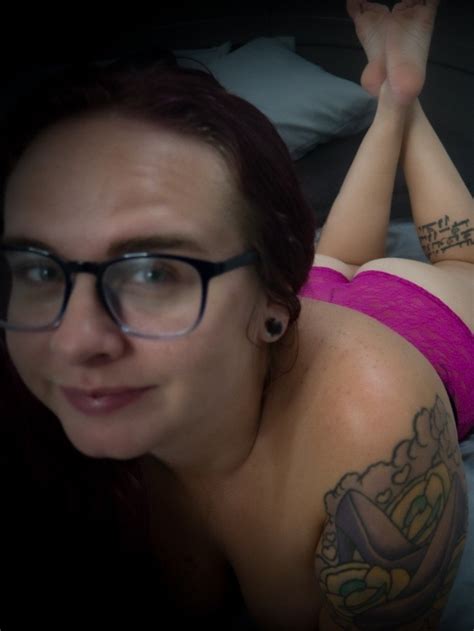 Smoking Hot Savanna Star Puts Her Tits And Butt On Display 15 Photos