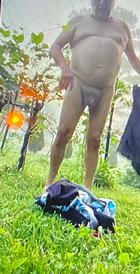 Piggy Outside 9 Pics Xhamster